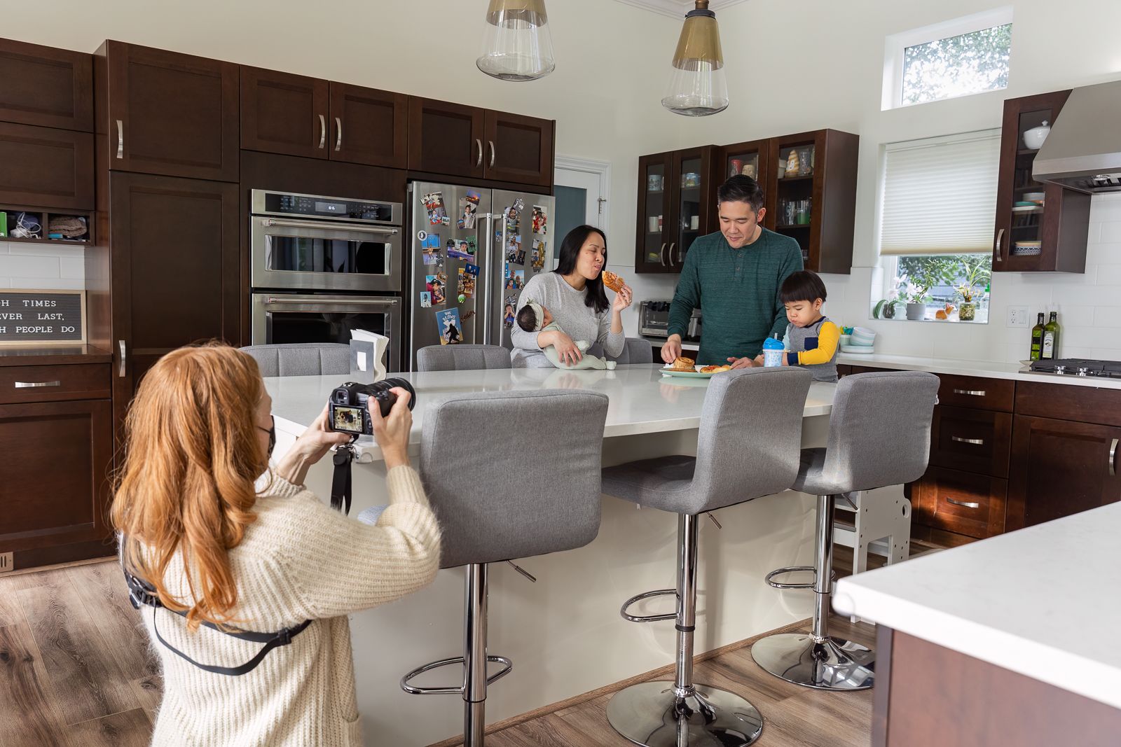 Behind the Scenes: An In Home Family Real Life Photo Session - Sound ...