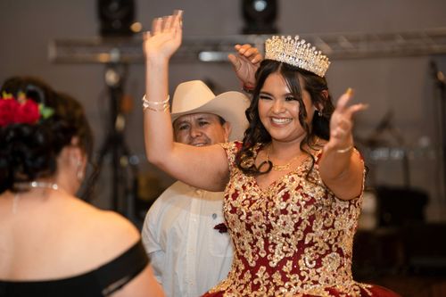Best Quinceañera Speech (2026) - Fotolilly Photography is Dallas Fort ...