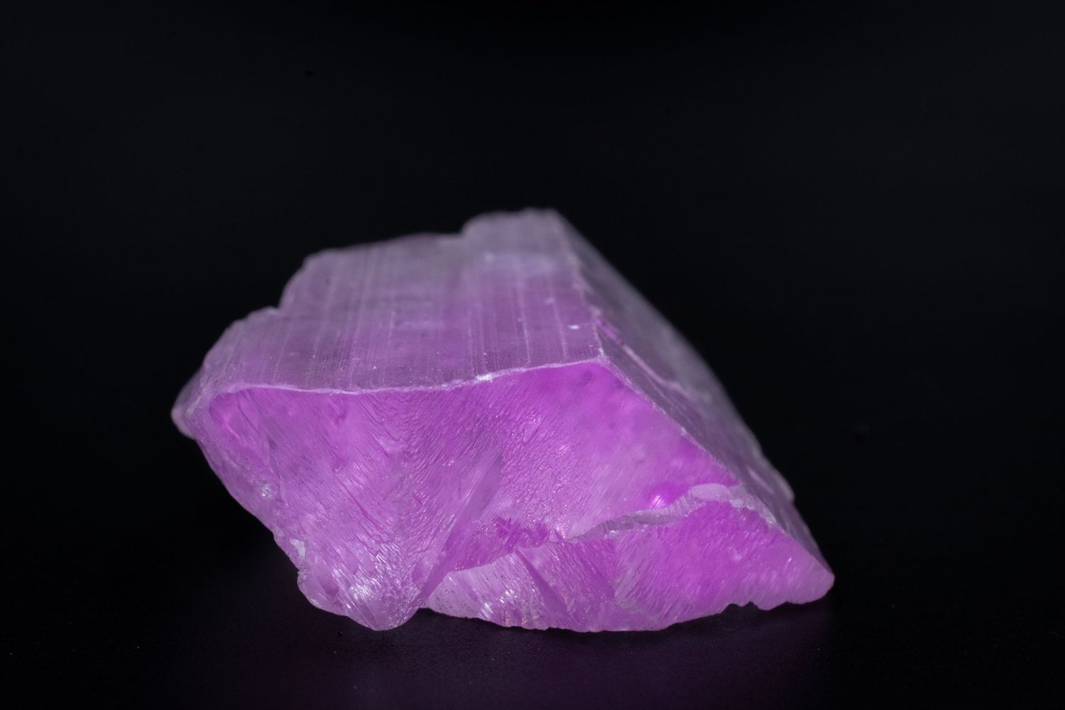 Kunzite Meaning, Properties, and Benefits - Geology Rocks Pittsburgh