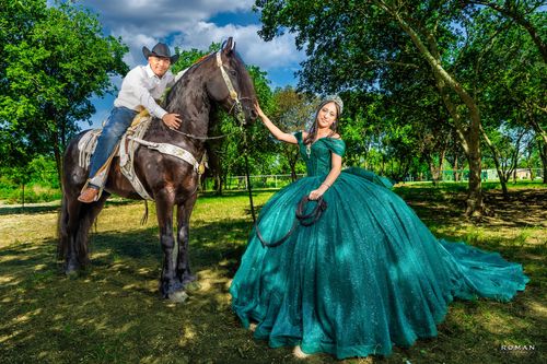 Roman Photography Studios