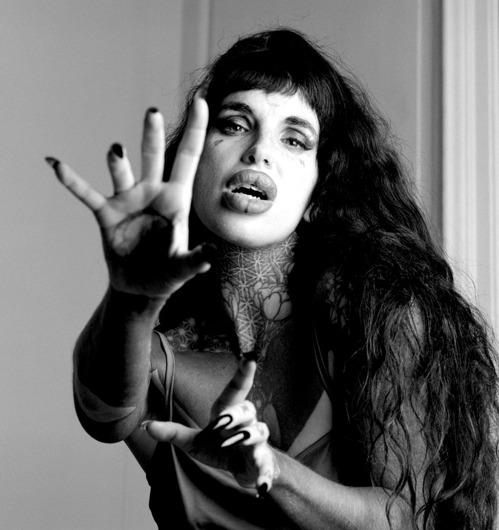 Photographing Model Tink Kaos - Ted Smith Photography - Black & White ...