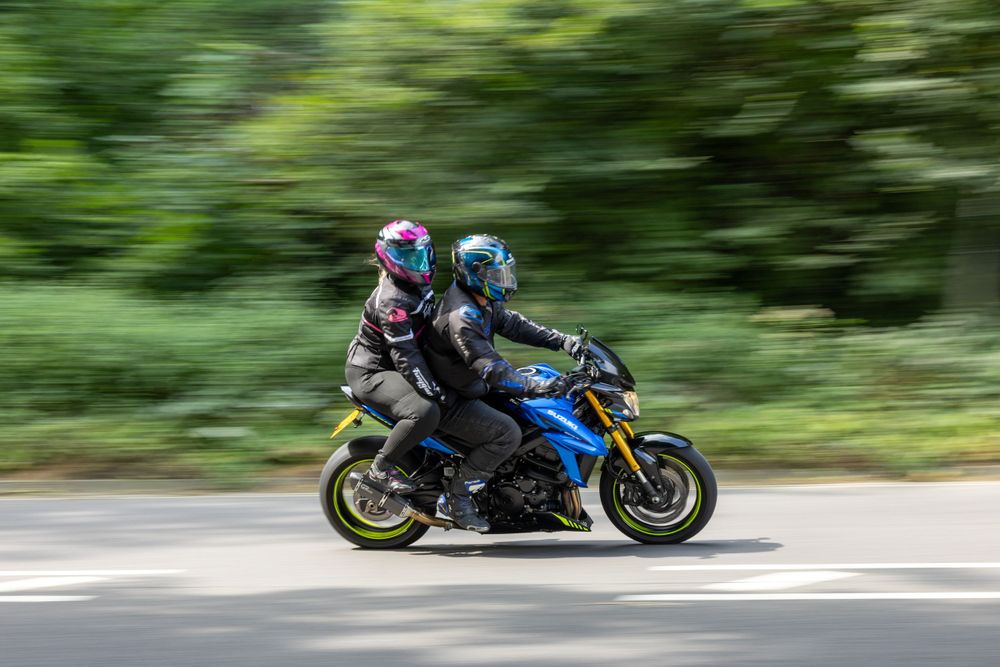 Matlock-Bath-A6 - Roadrunnerpics.com -Roadside Motorcycle Photography