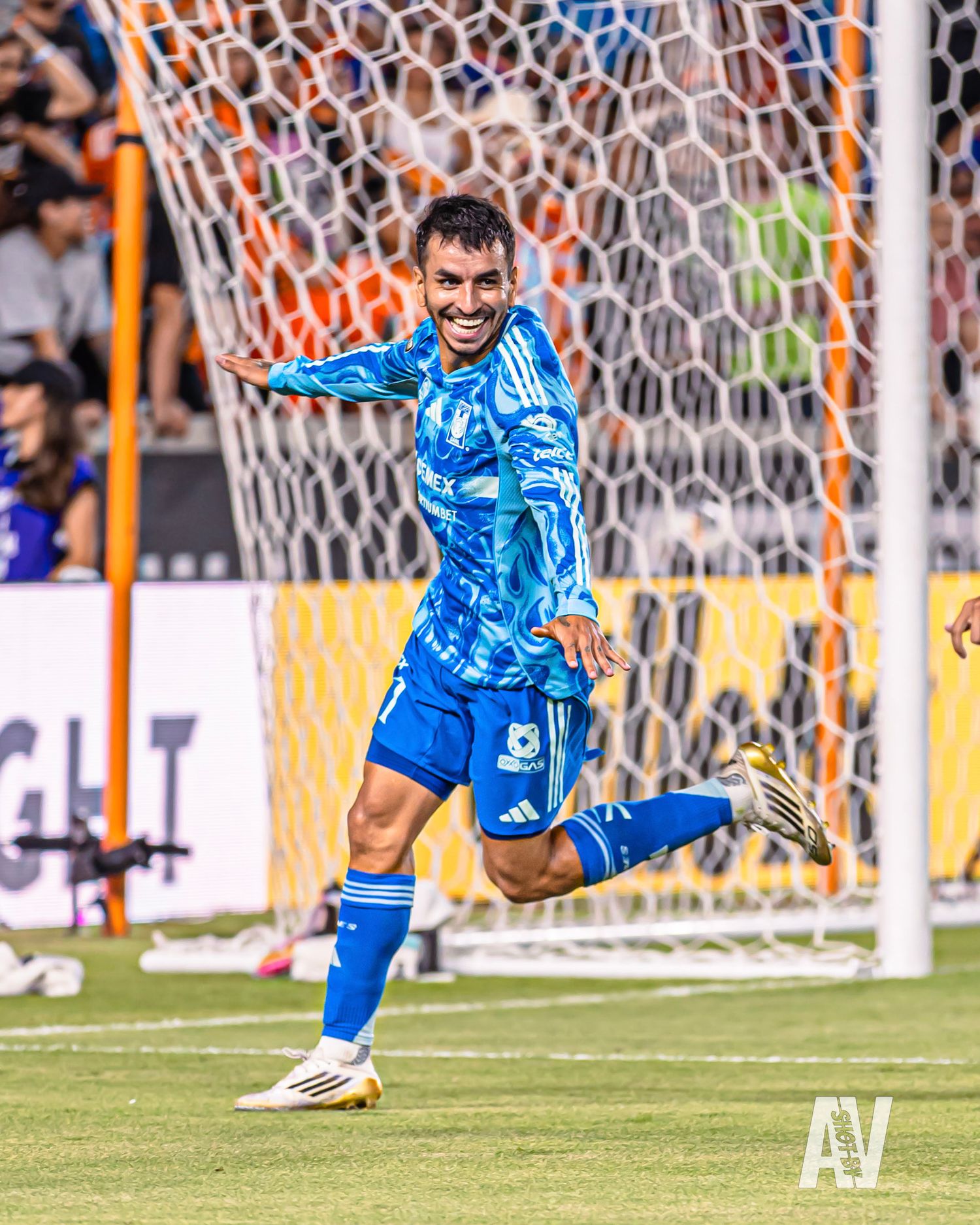 Soccer - @shotby.av_