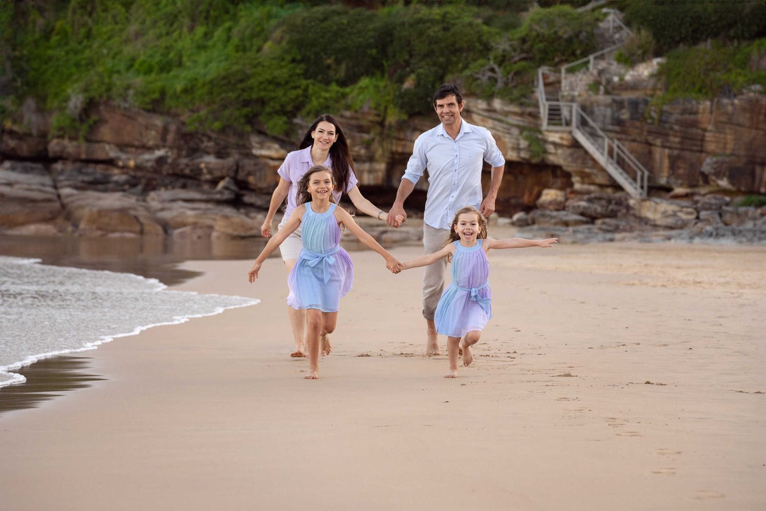 A Northern Beaches Family Photoshoot | Bathed in the Stunning Evening ...