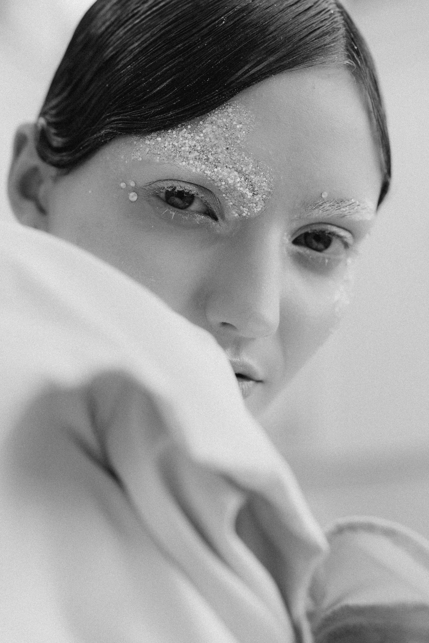 Studio - Anya Raiszadeh Photography. Woman portrait and sensuality ...