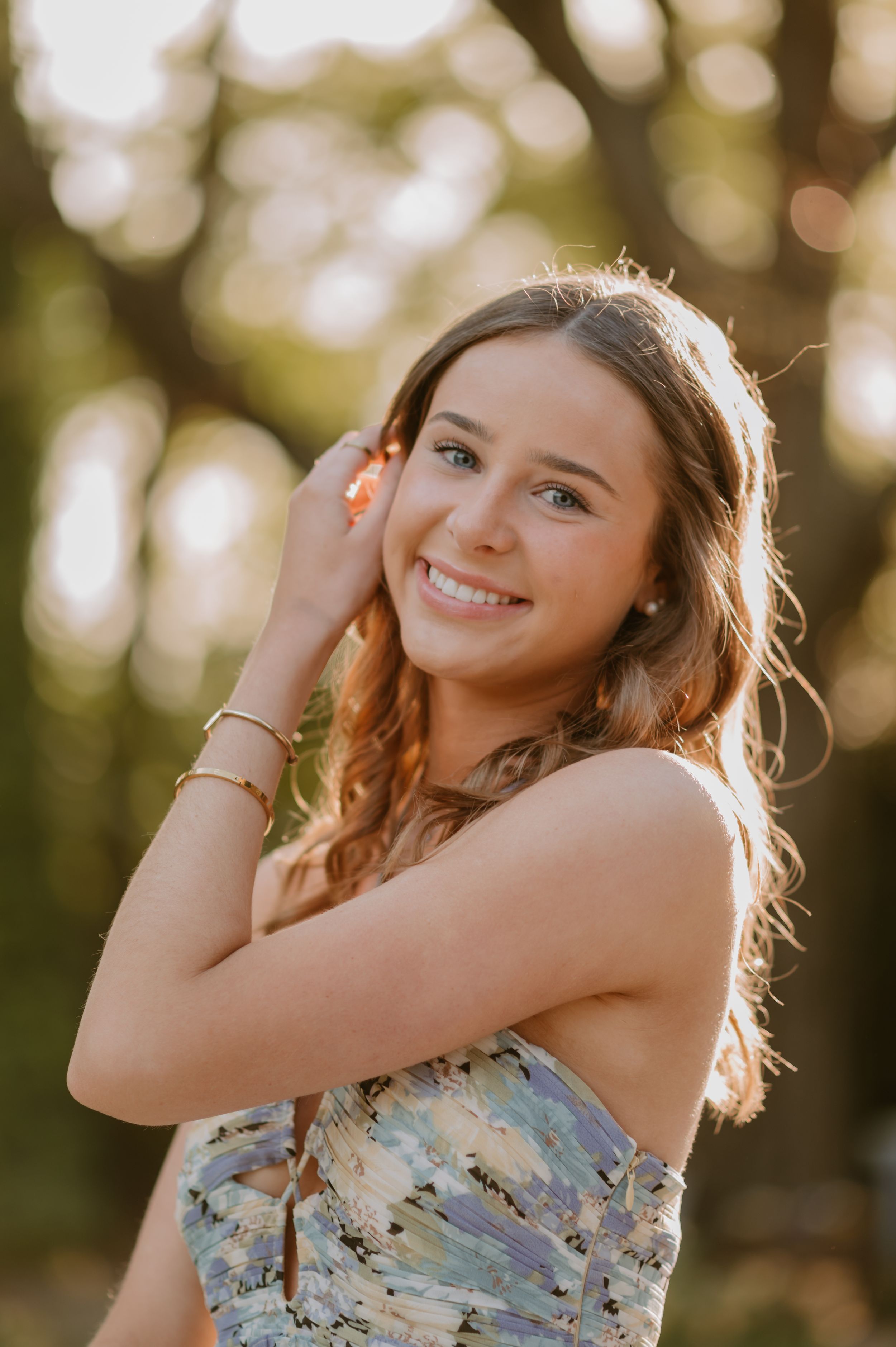 Botanical Gardens Spring Senior Portraits - Blythe Photo - Intimate ...