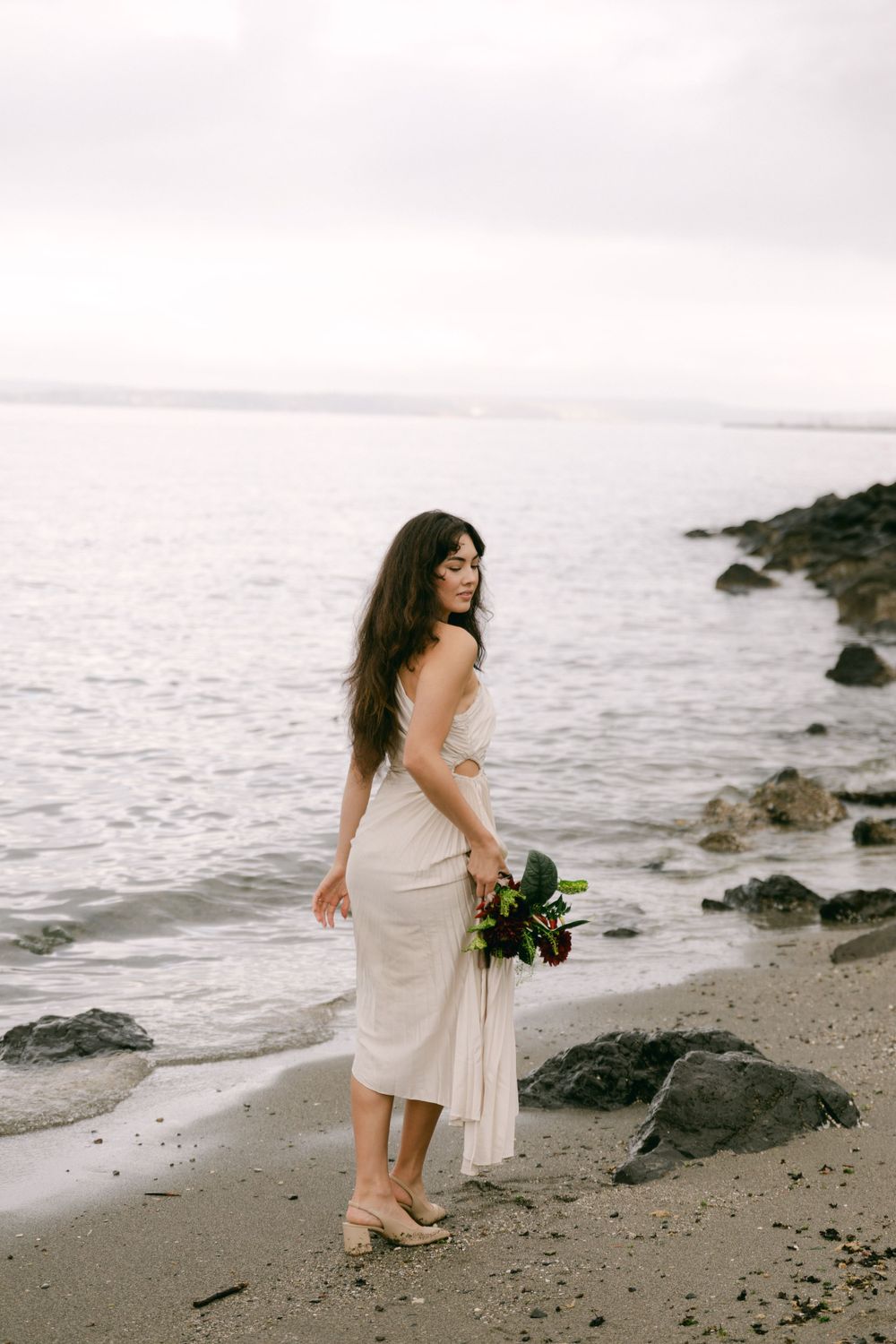 Seattle Coastal Bridal Portraits - Calico Canon
