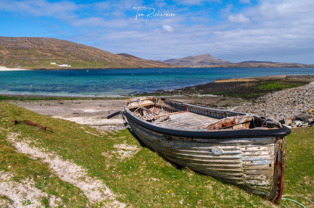 A WALK ROUND THE BEACHES OF VATERSAY - Tom Richardson Photography