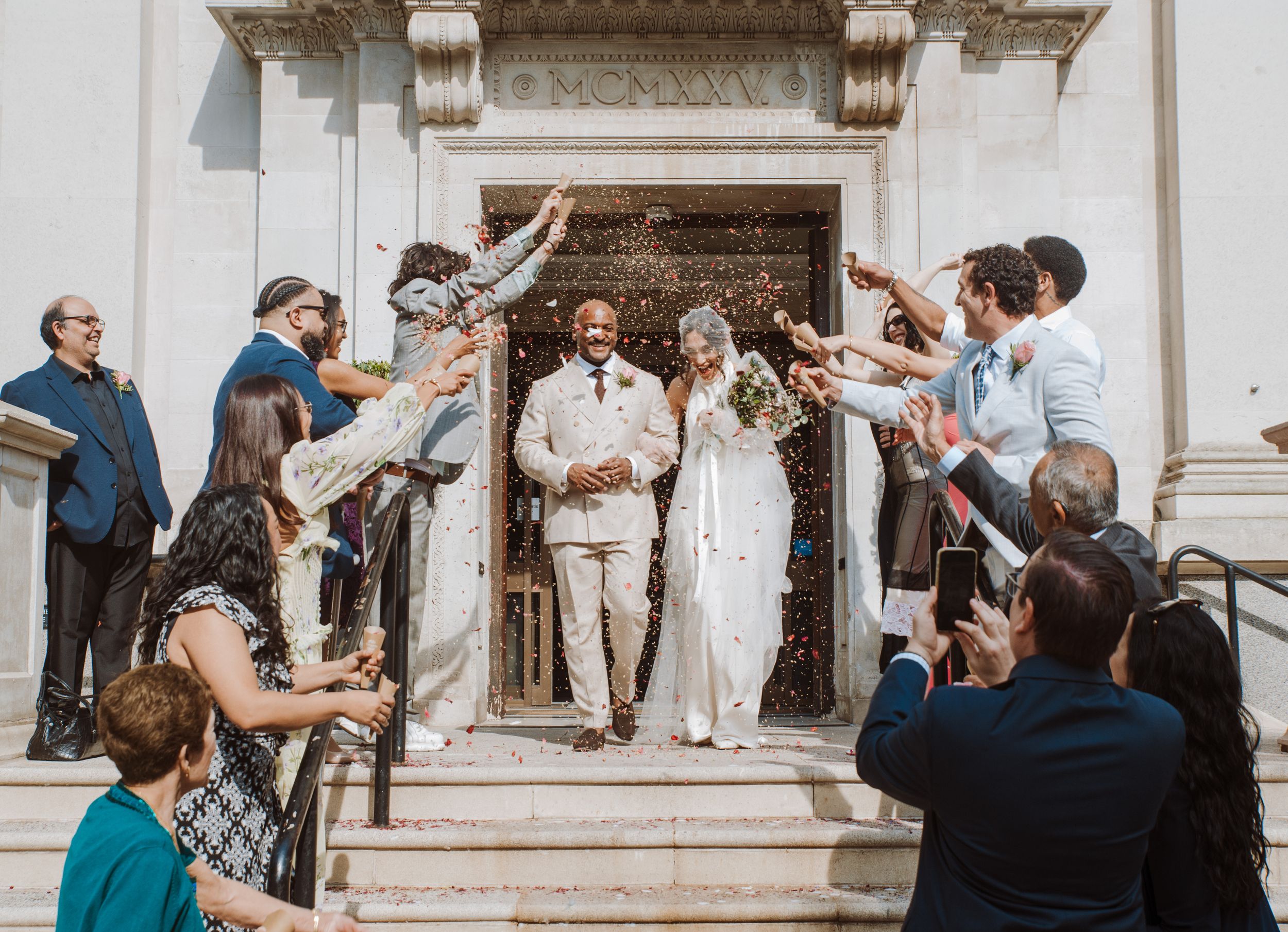 Islington Town Hall Weddings - Top Photo Locations - Samaria Ofuasia ...