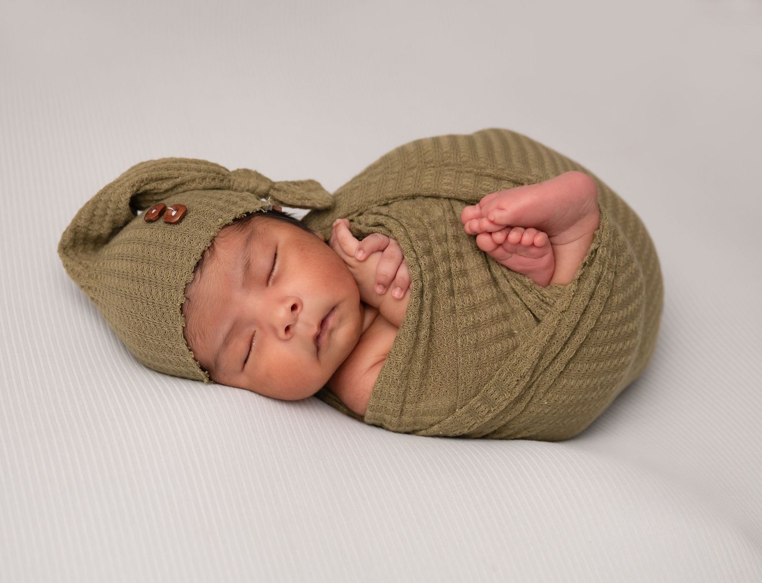 Newborn - Still Shots