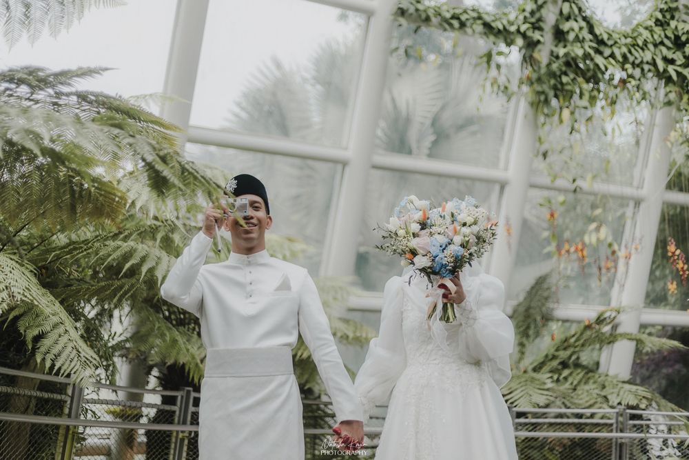 Mahirah x Anwar's Romantic Post-Wedding Garden Shoot - Natasha Kasim ...