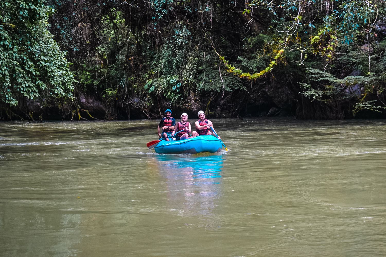 Rafting Lanquin / Río Cahabón - Guatemala Adventure Tours | Kaxplore ...
