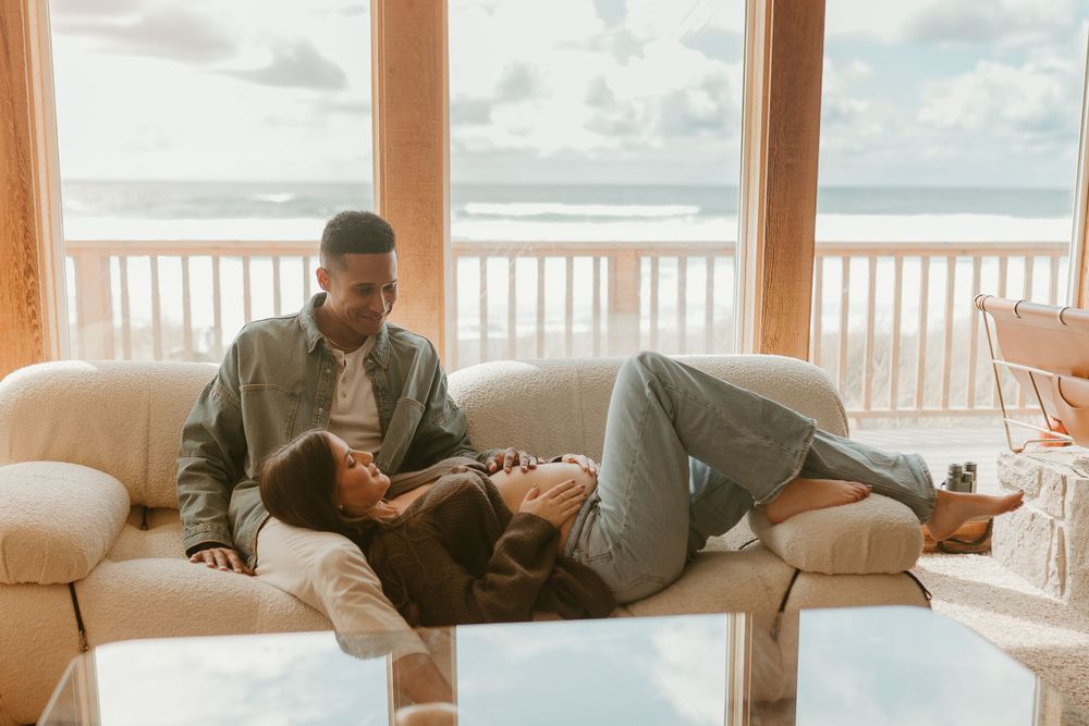 Maternity Photography on the Oregon Coast - Haley - Sky & Kai Photography