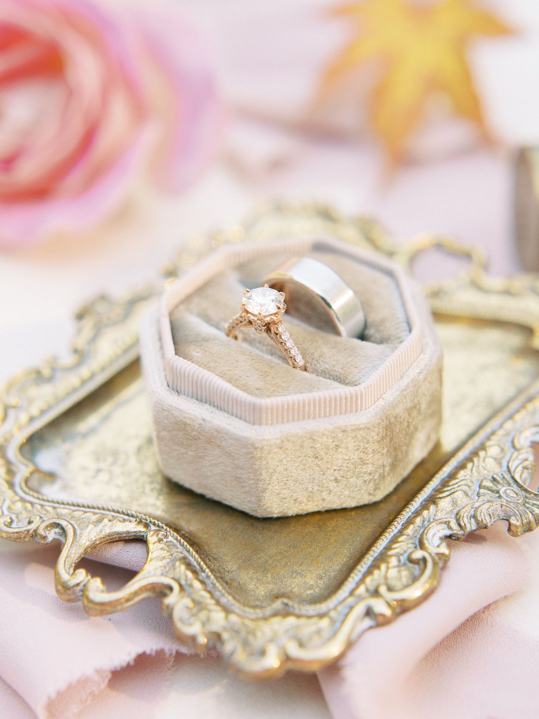 Lydia and Bob - Ditto Dianto