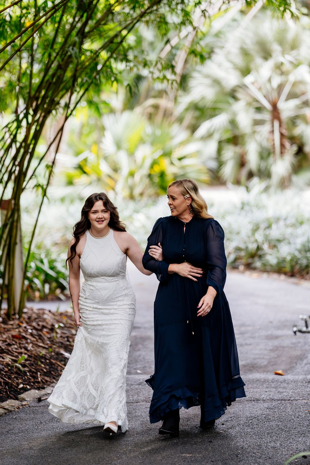 Shauna & Matthew's Elopement at Mt. Coot-tha Botanic Gardens - The ...