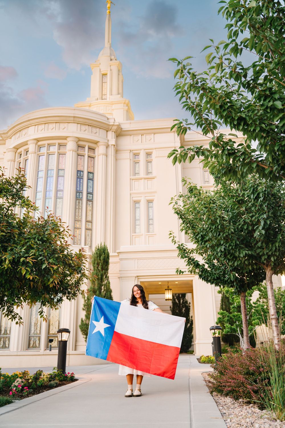 Alivia missionary Session- Payson utah - Aubrey Jones Photo