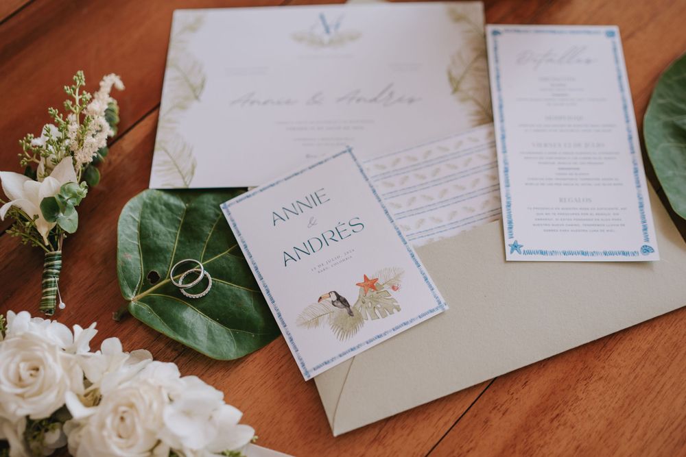 ANNIE & ANDRES - SHUTTER