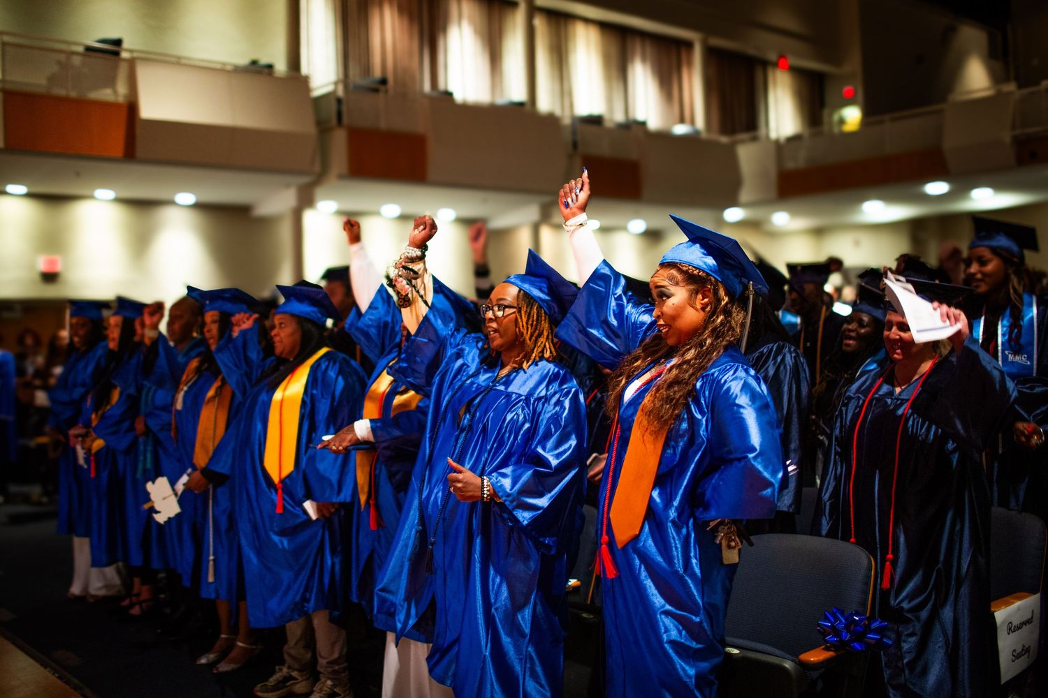 GRAD PHOTO DAY - Elizabeth Joanna Photography