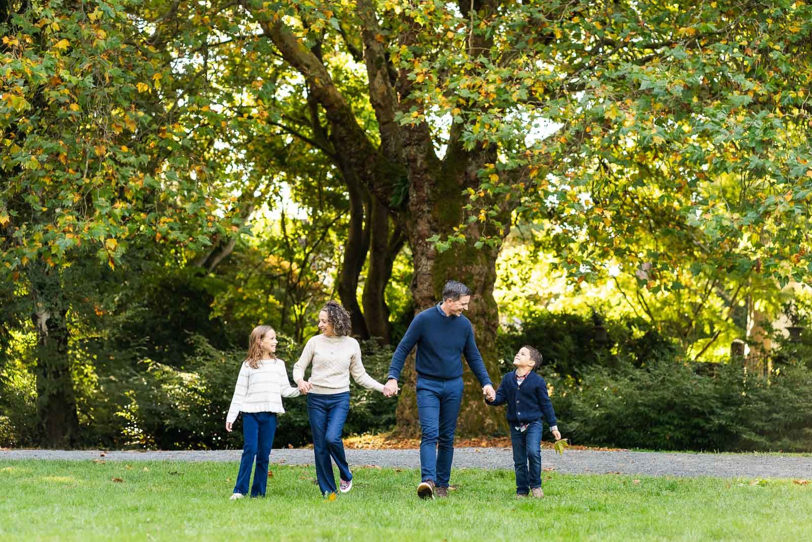 Seattle Family Photographer - Ling Ling Zheng Photography