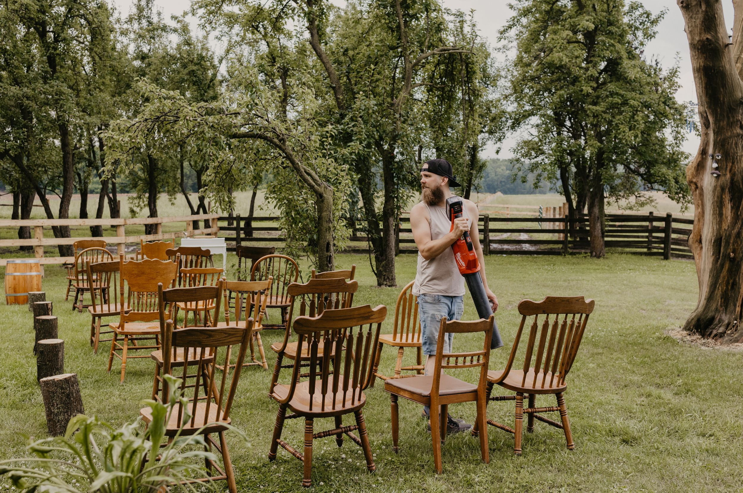 Rustic Romance: Sarahjane and Jay's Heartfelt Farm Wedding in Hamilton ...