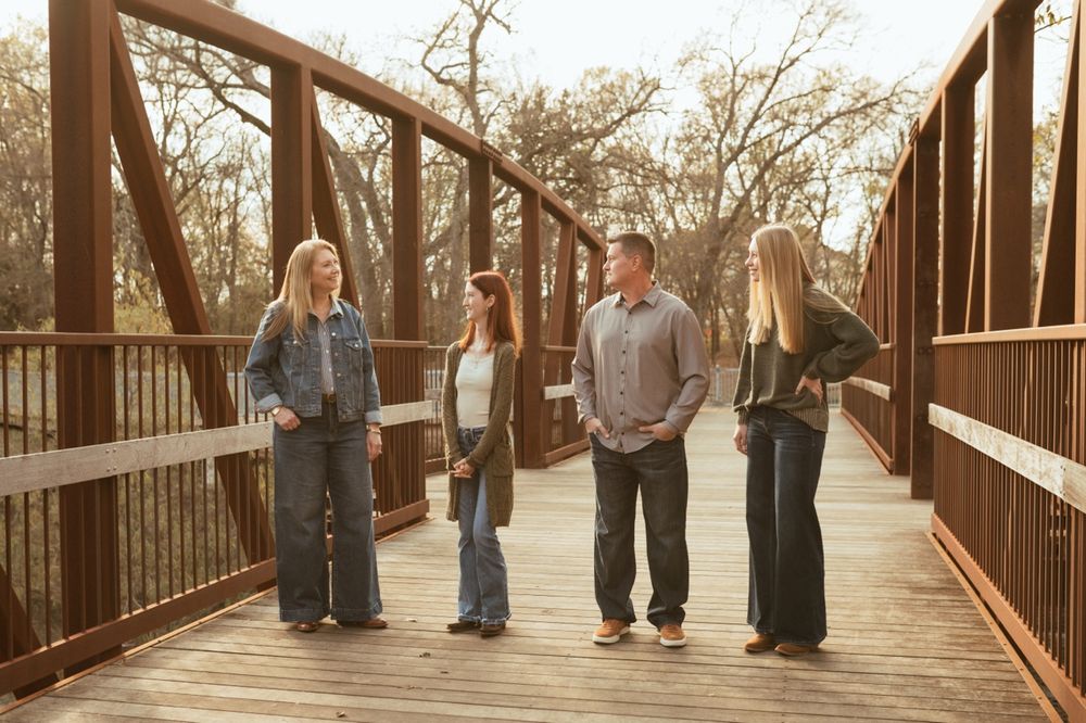 Fall Family Portraits at Allen Station Park - Mary Hickman Photography