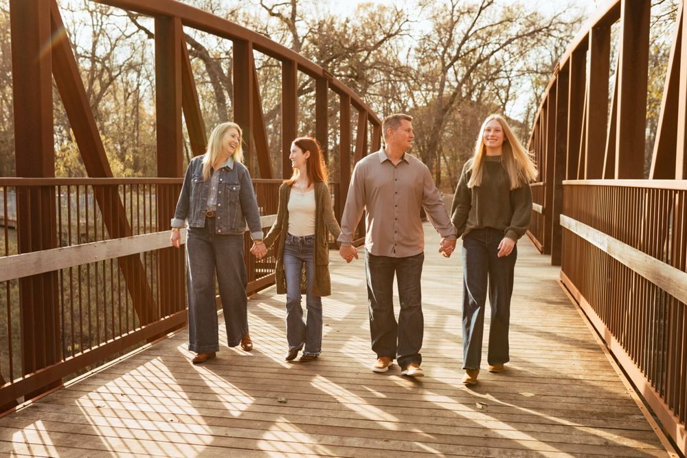 Fall Family Portraits at Allen Station Park - Mary Hickman Photography