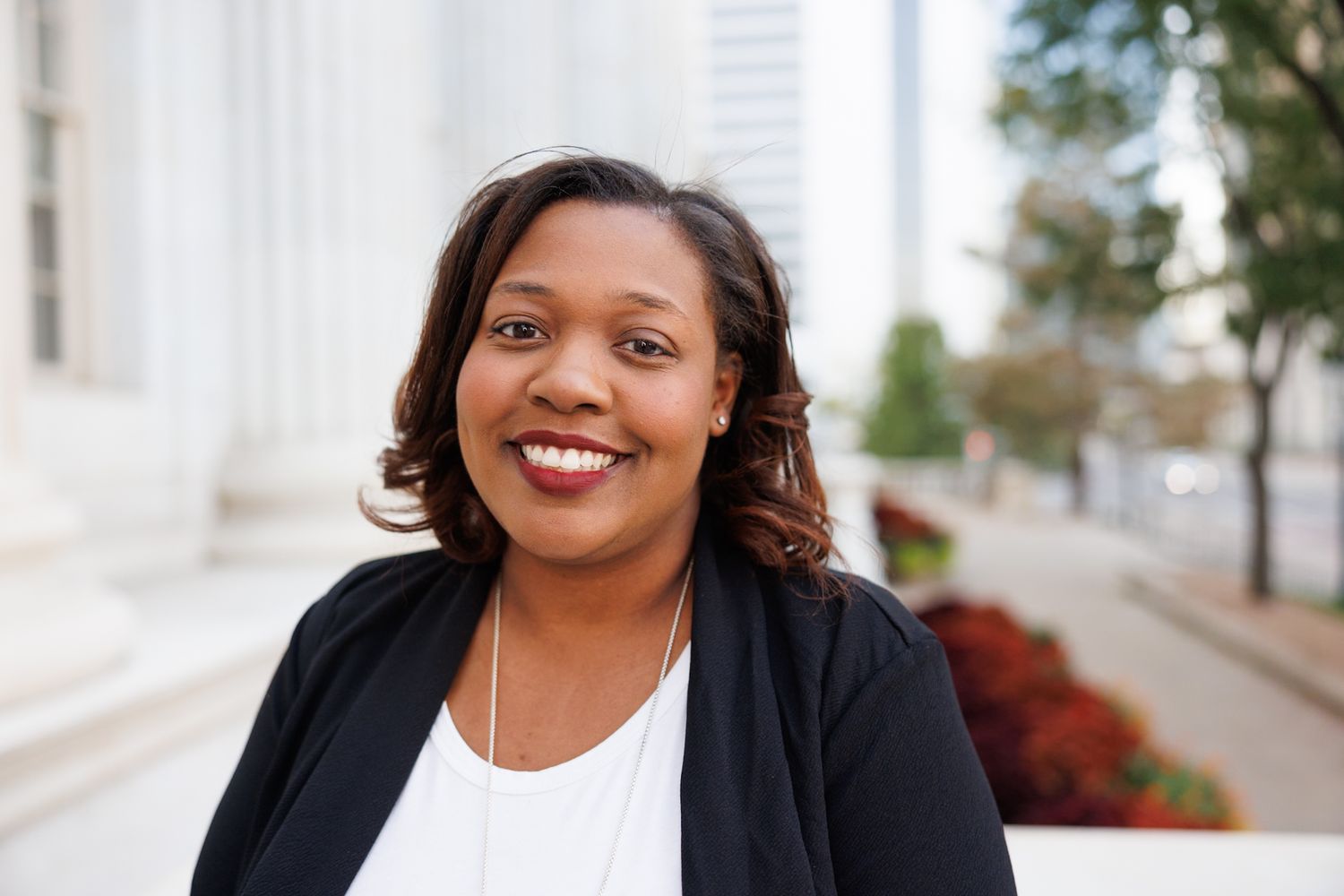 Victoria W: Denver Headshots - Alex Gooden Photography