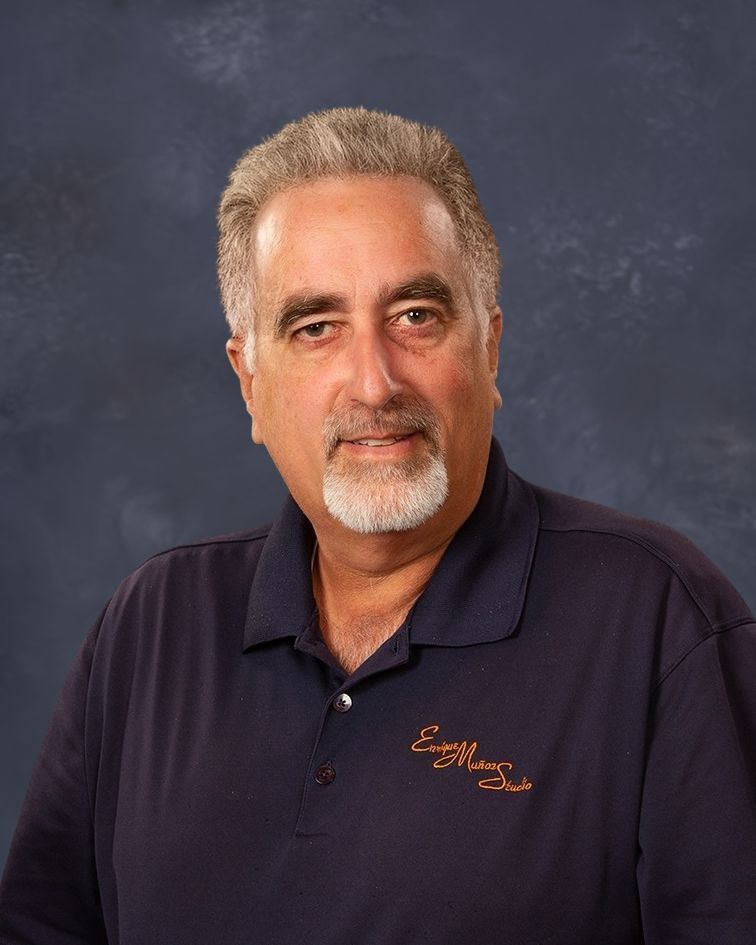 About Us - Enrique Munoz Studio