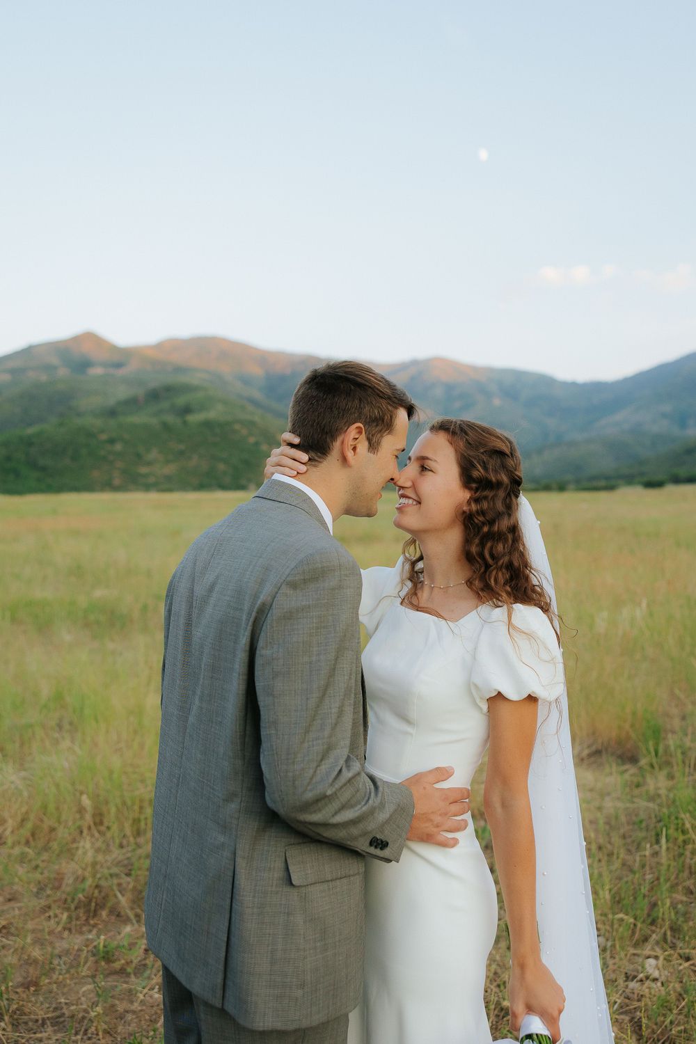 Rachel & Riley Mountain Bridals - Annie Neilson Photo