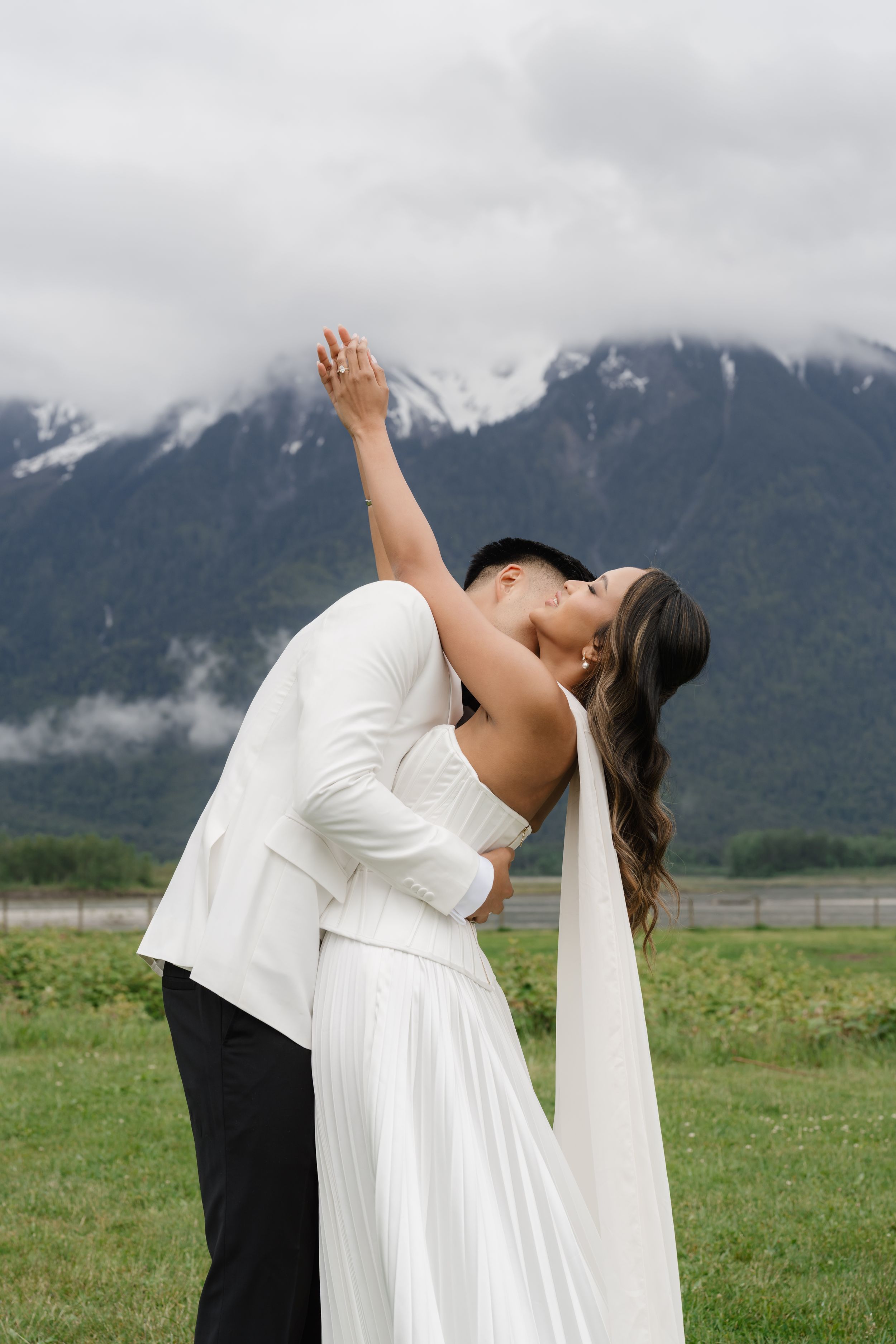 A Misty Wedding in the Mountains at Fraser River Lodge - Emily & Colin ...