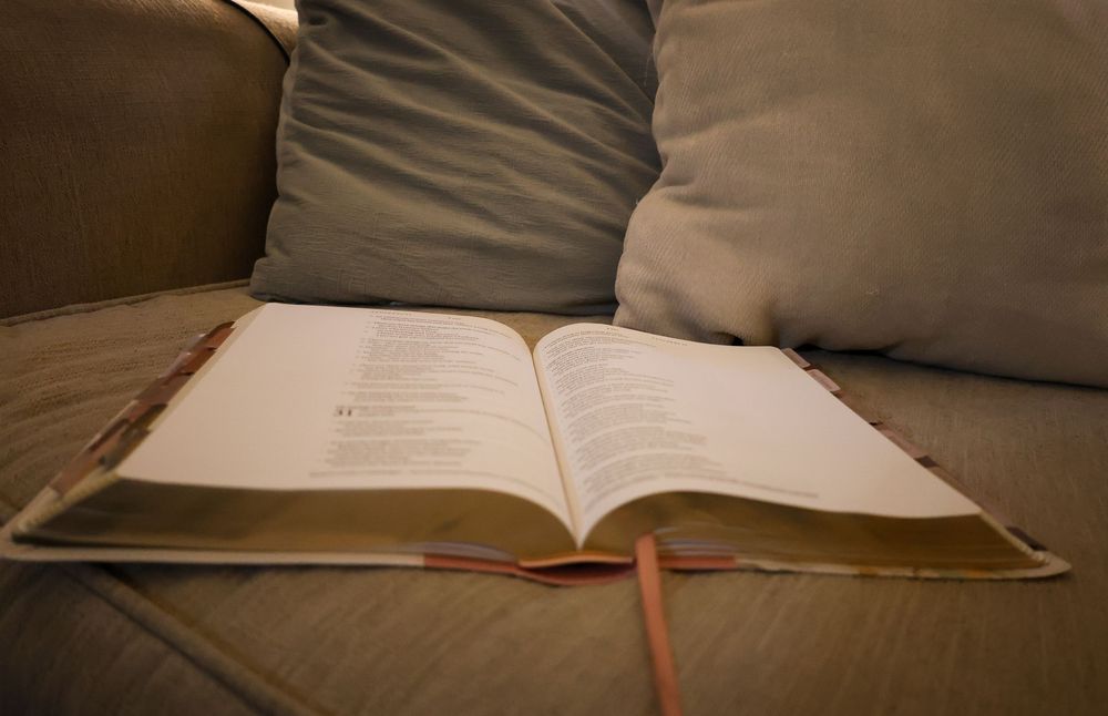 A Beginner's Guide to Taking Biblical Notes - The Candid Firefly