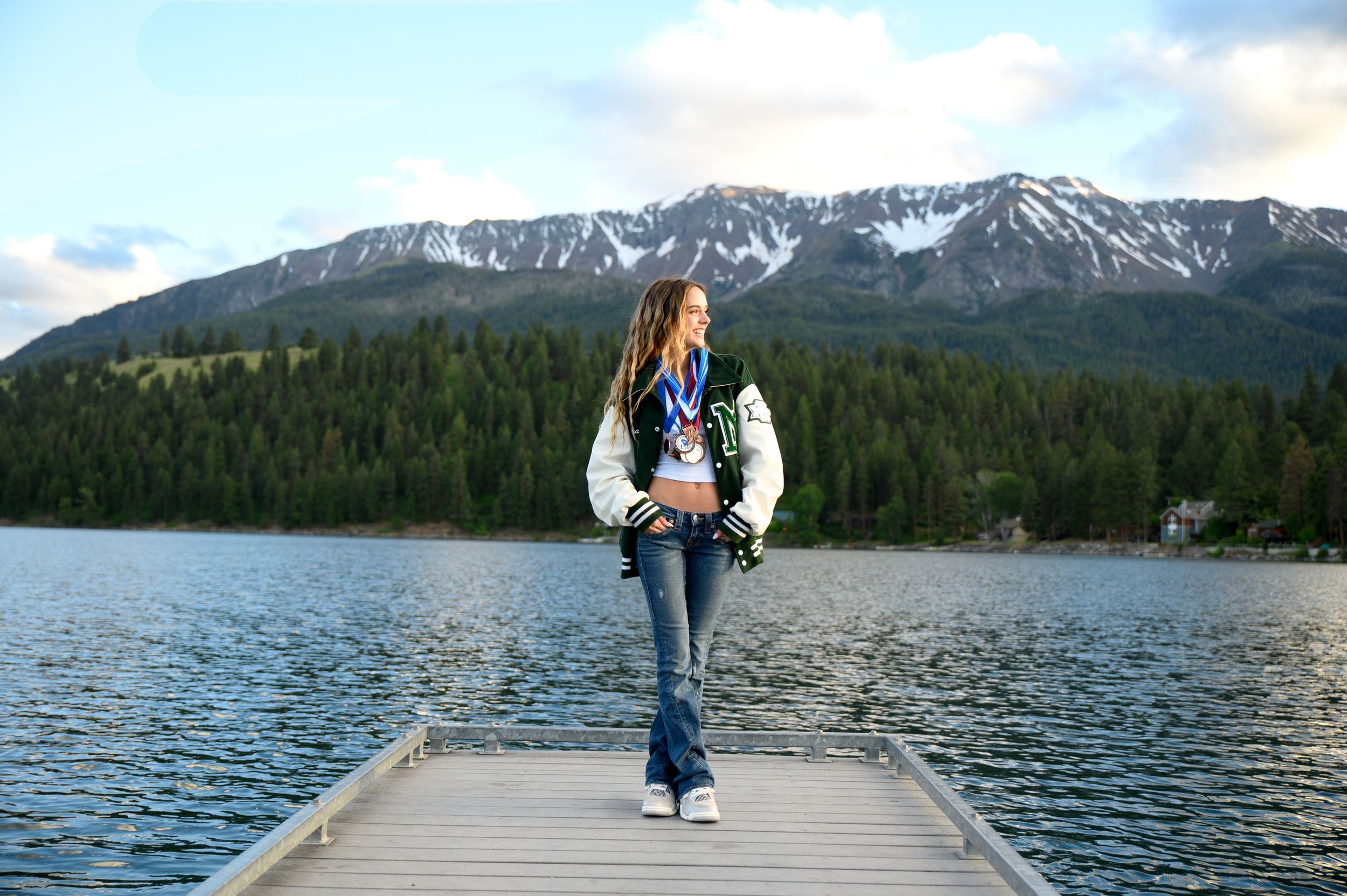 What to Wear for Senior Pictures at Wallowa Lake and Joseph, Oregon ...