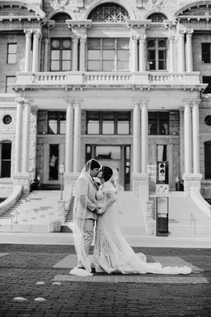 A Beautiful Courthouse Wedding at the Fort Worth Courthouse - Alli ...