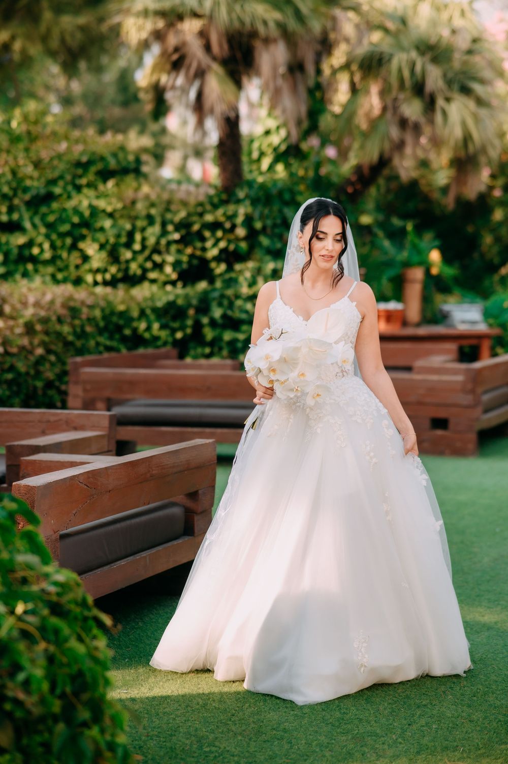 JUAN & VAFA - SHUTTER