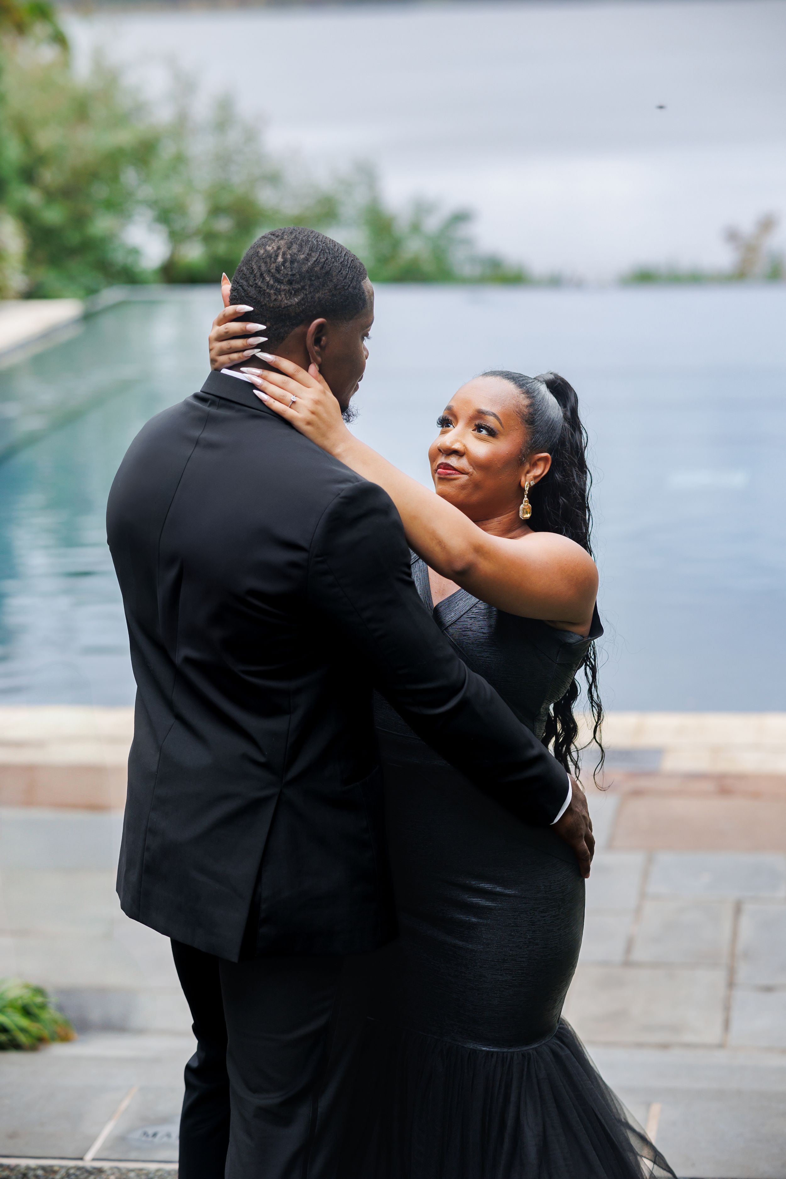 Laurin & Dimitri's Dallas Arboretum Engagement Photos | Elegant Outdoor ...
