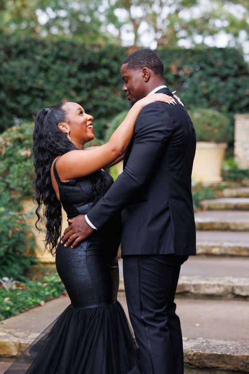 Laurin & Dimitri's Dallas Arboretum Engagement Photos | Elegant Outdoor ...