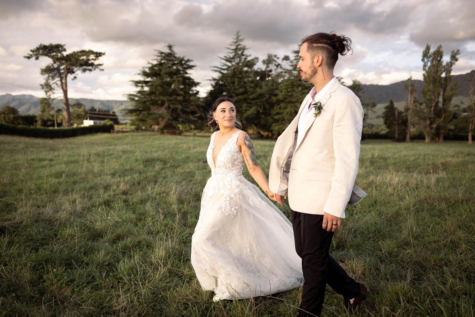 Celebrating Love Against the Breathtaking Kaimai Ranges - Hamilton ...