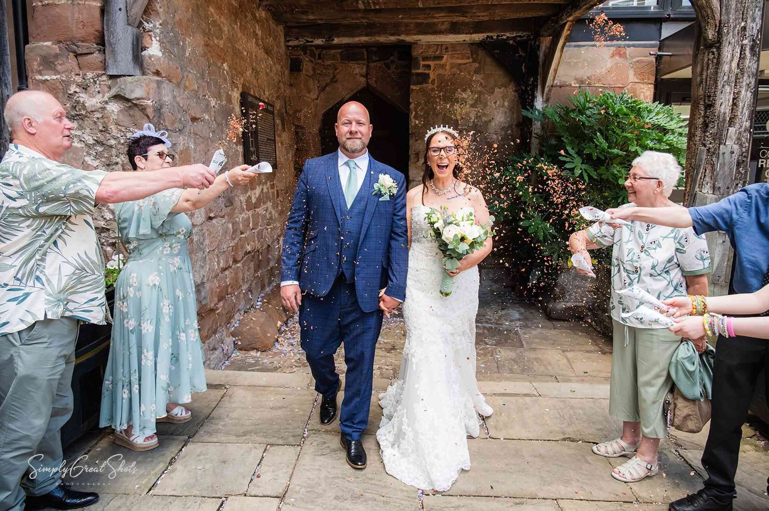 Coventry Registry Office Wedding Photographer | Cheylesmore Manor House