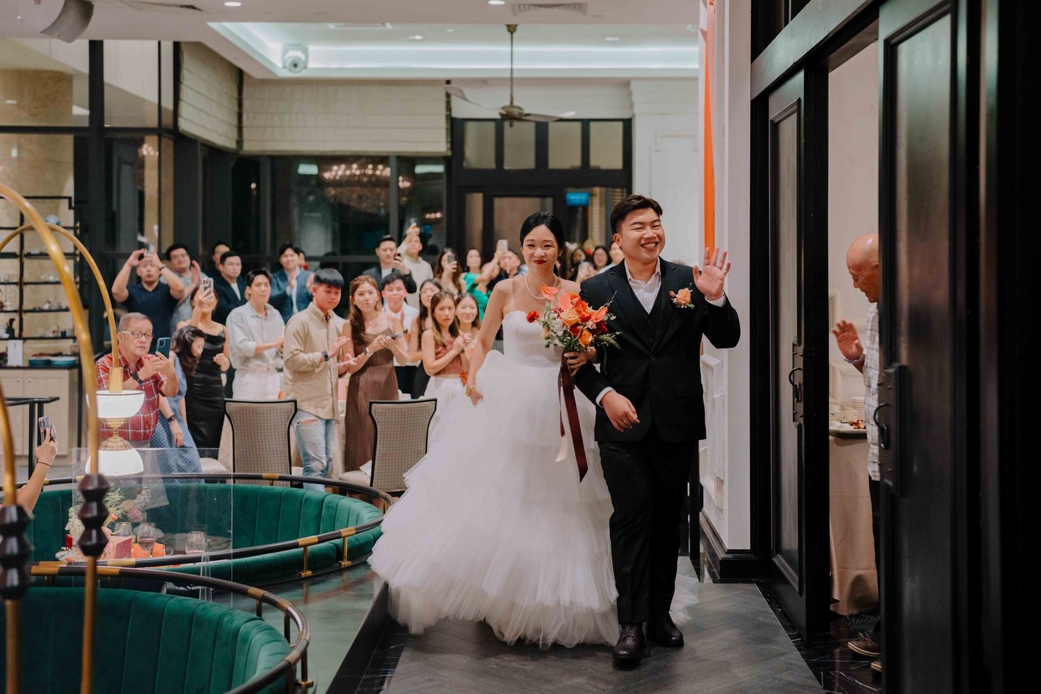 The Day Elaine and Joel Celebrated their Wedding at the Grand Shanghai ...