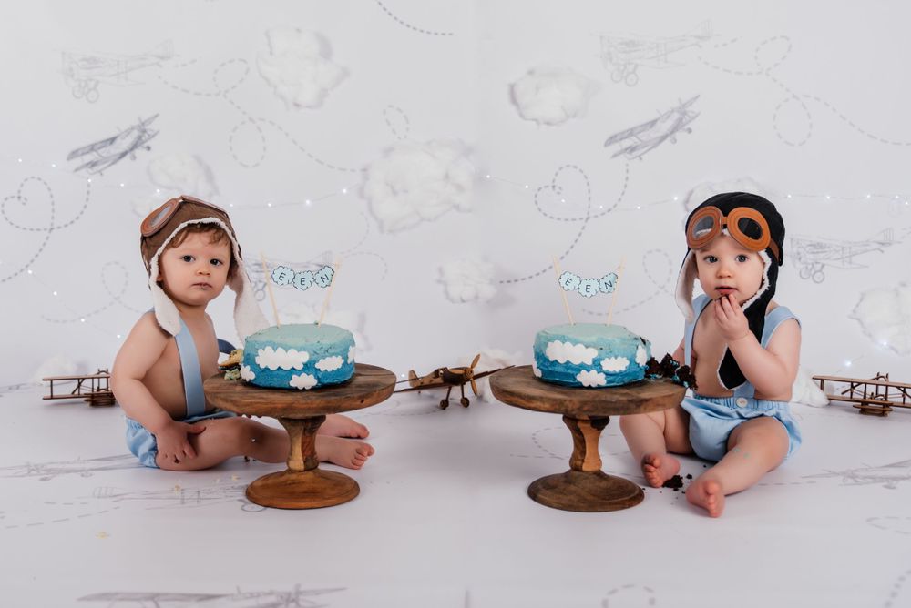 Pieter & Marius Smash The Cake - Photo Maria Studio