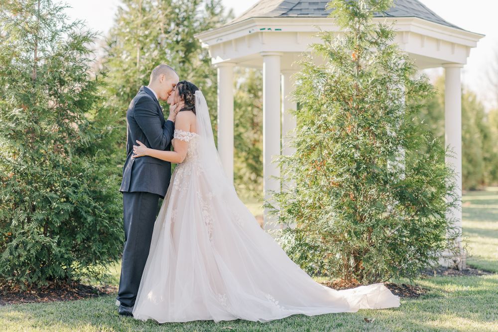 Ciera & Brian's Sweeney Barn Wedding - Kristyn Romell Photography