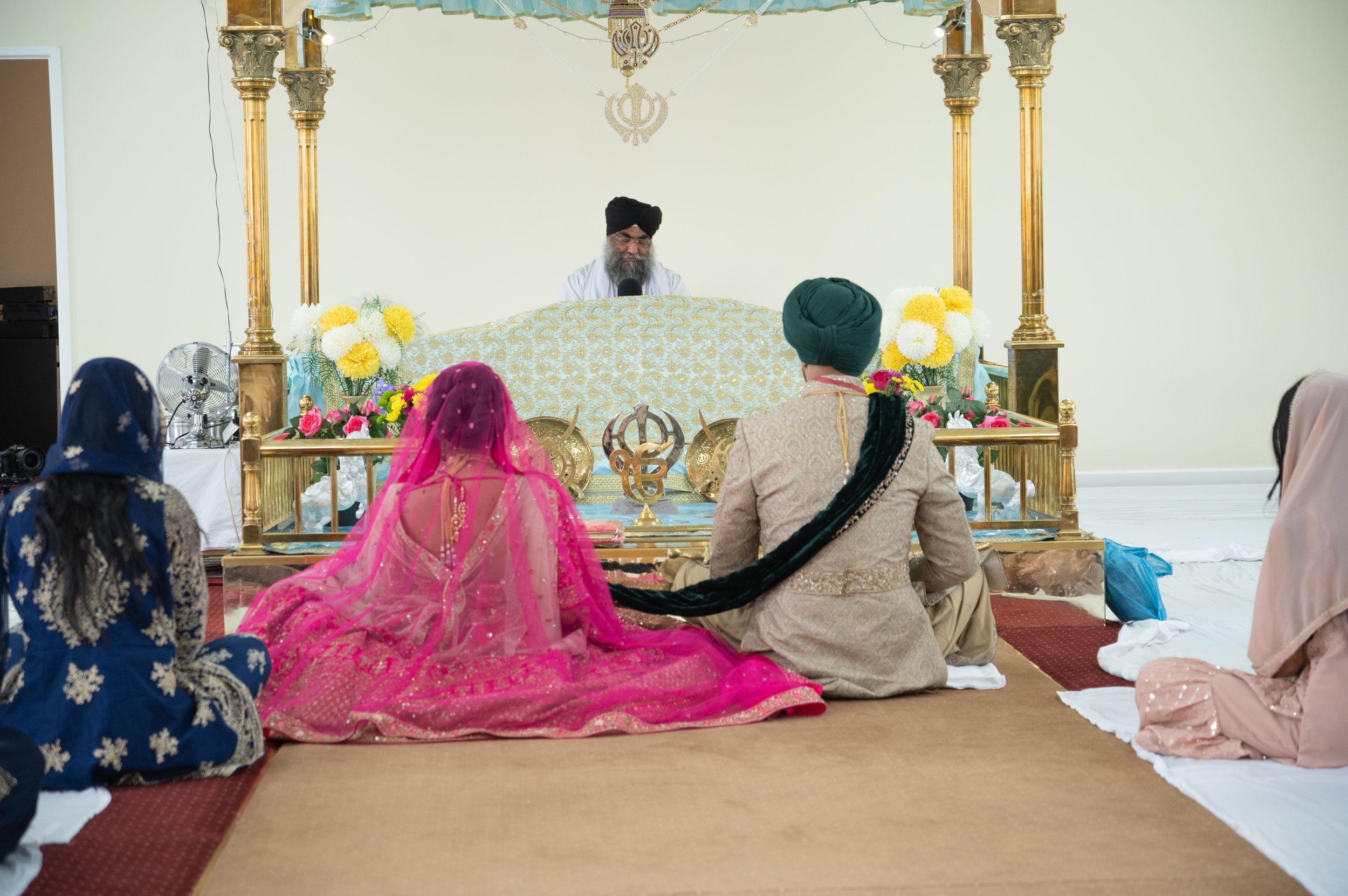 The Anand Karaj ceremony - Belvani Wedding Photography