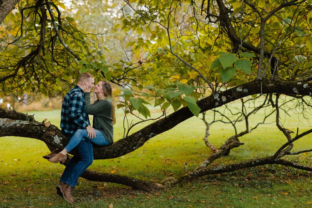 ASHLIE + KYLE | NEW JERSEY ENGAGEMENT - Isabel March Photography