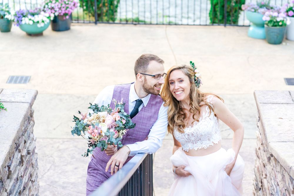 Jesse + Chelsea | A Private Backyard Wedding in Southern Oregon ...