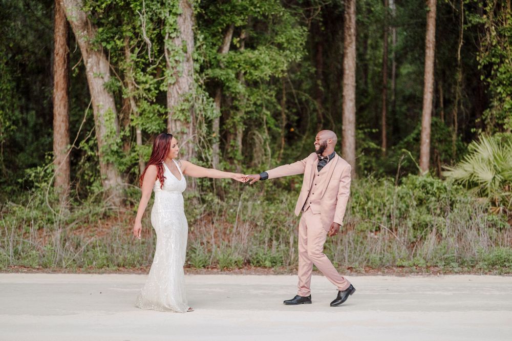 Markhaela and Errol's Beautiful Live Oak Wedding at Little Red Wagon ...