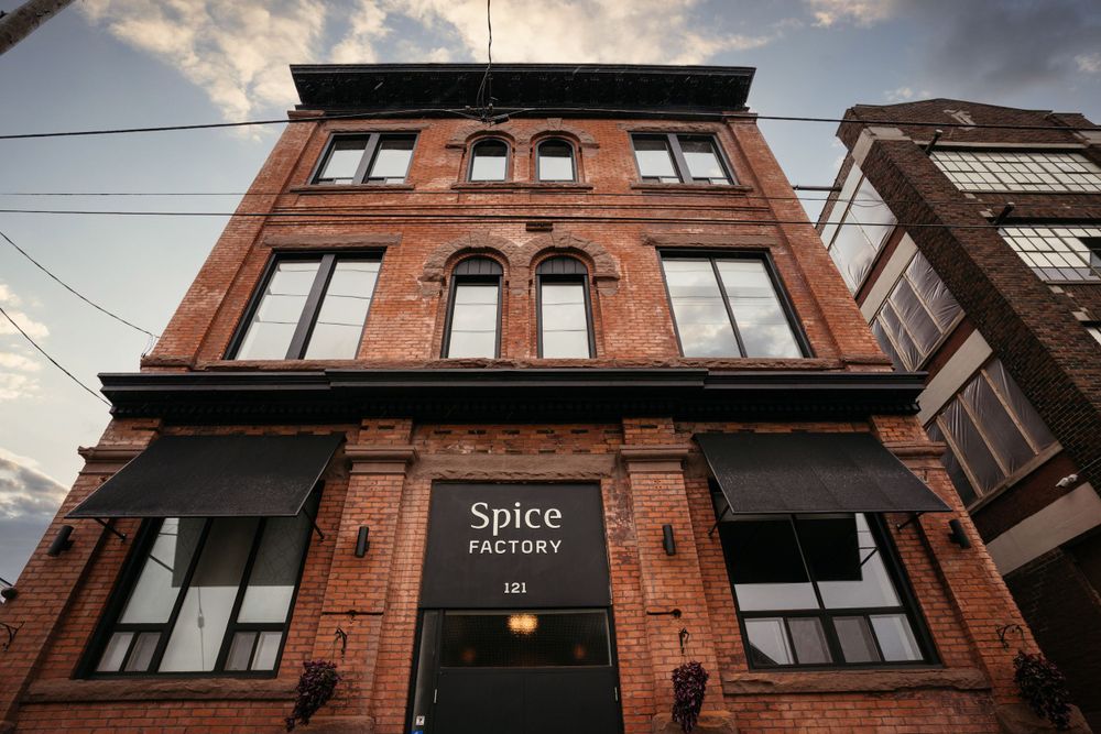 The Spice Factory Hamilton - Geoff Shaw - Hamilton Wedding Photographer