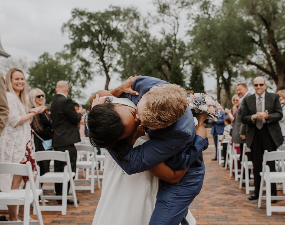 Allen Wedding | Thompson Barn, Lenexa, Kansas - RW Photography | Kansas ...