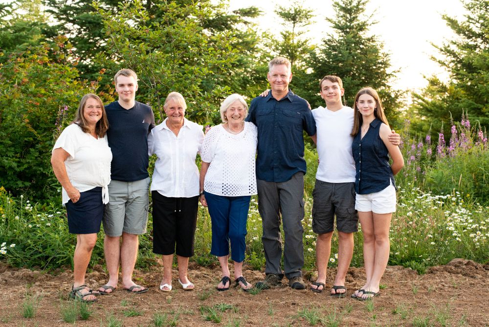 Totten Family (Sandy, Oregon Family Session) - Stephanie Ellice Photography