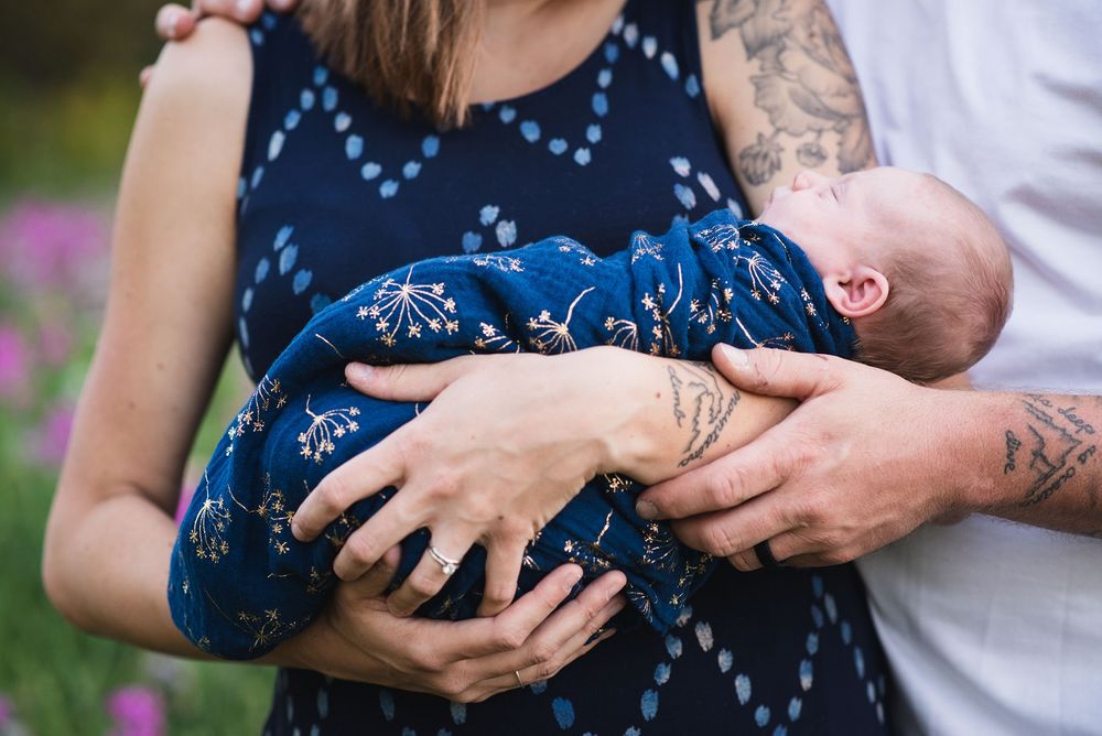 The Brainard Family (Troutdale Newborn Session) - Stephanie Ellice ...