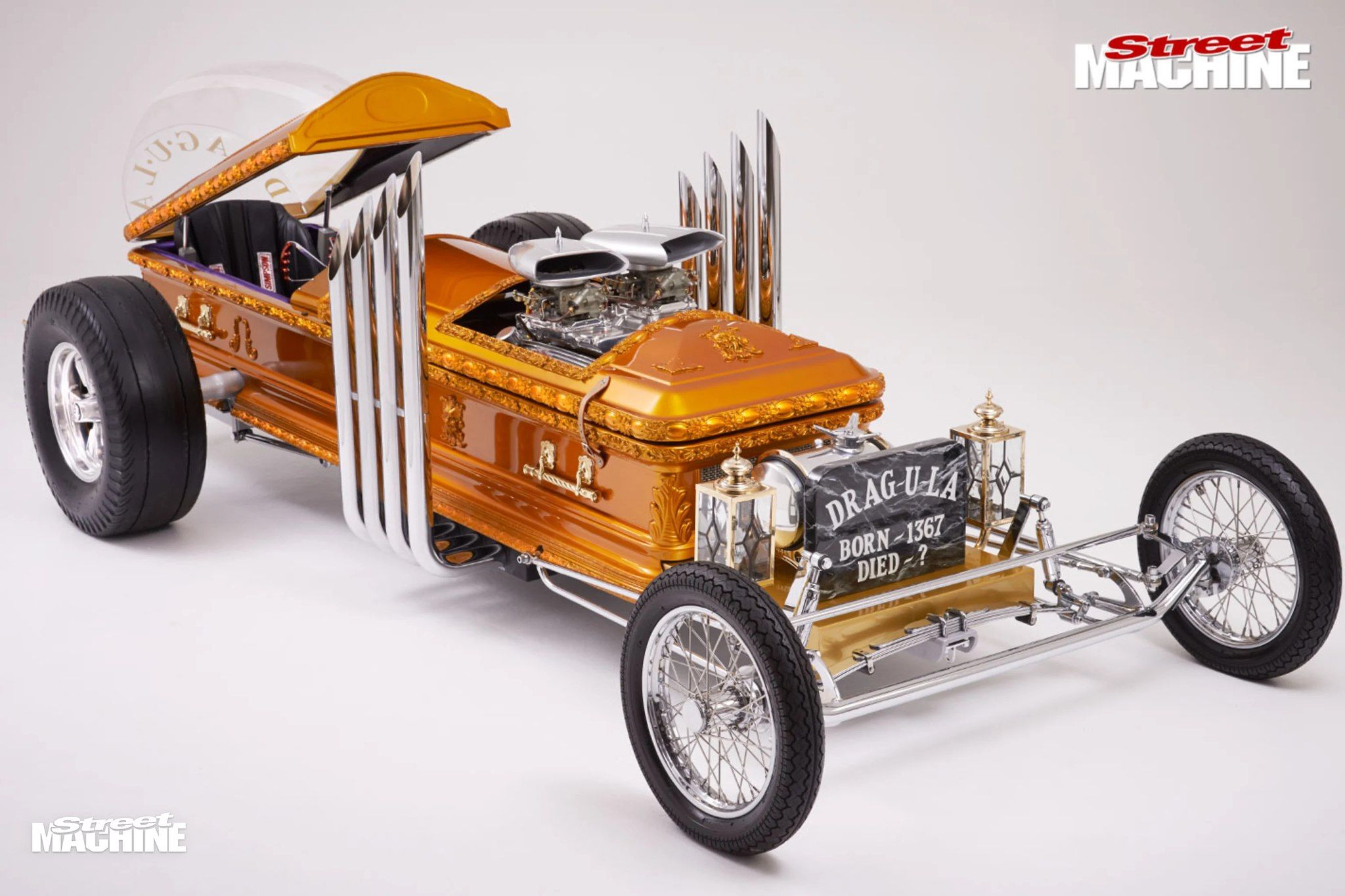 Dragula Car from The Munsters - Nikki Kellogg Photography